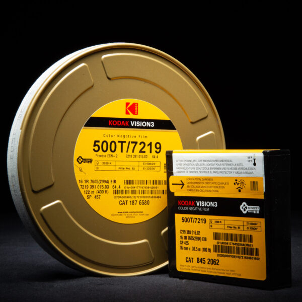 KODAK VISION3 500T - 7219 - 16mm | Helsinki Film & Gear